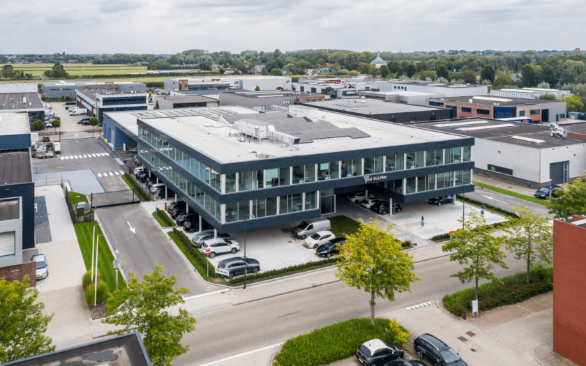 Contact – Van Vulpen